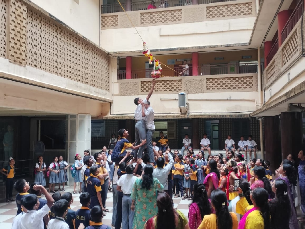 SIES APJ MEMORIAL HIGH SCHOOL